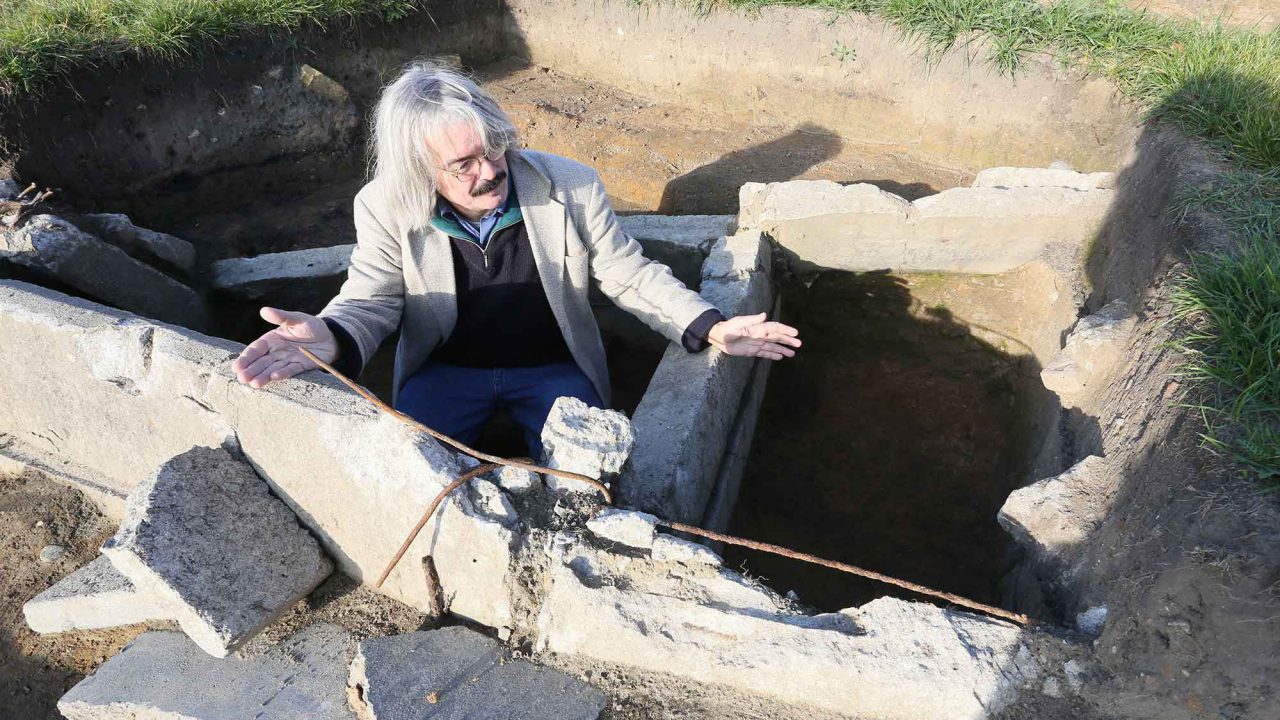 Christopher DeCou – SAPIENS